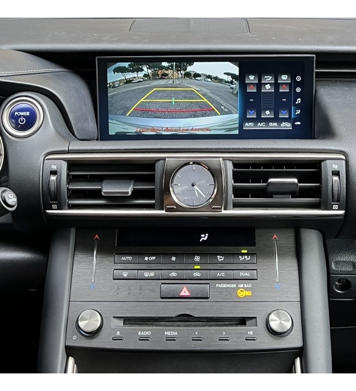 Lexus is300h | Car Tablet | Audio Elite