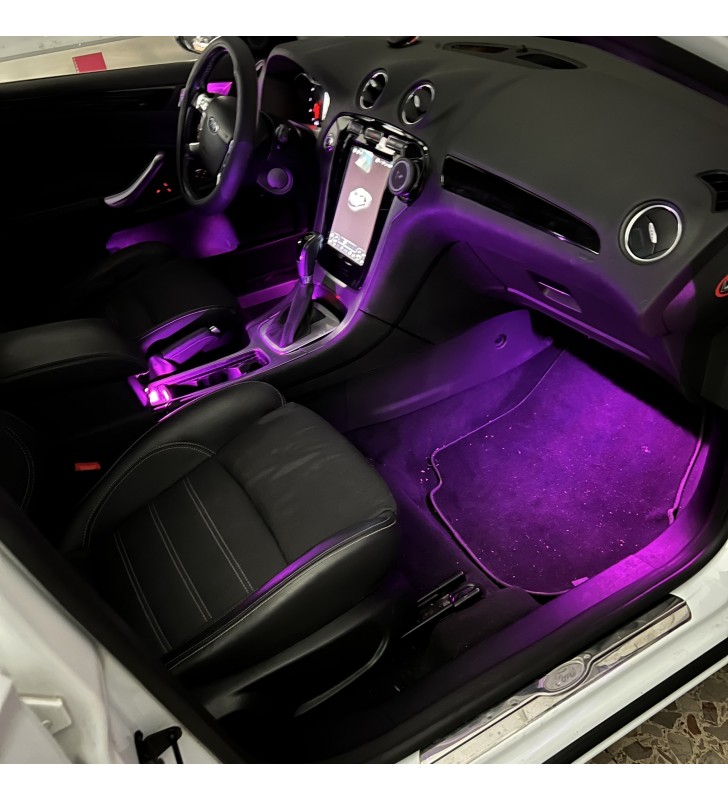 Ford Mondeo | Ambient Light | Audio Elite