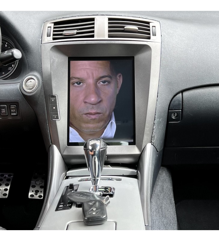 Lexus is250h | Car Tablet | Audio Elite