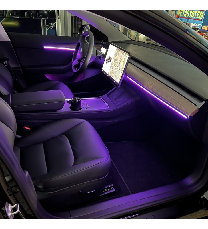 Tesla Model Y | Ambient Light | Audio Elite