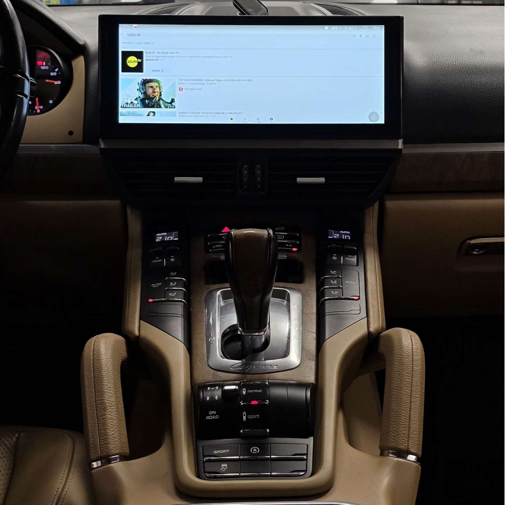 Porsche Cayenne | Car Tablet | Audio Elite