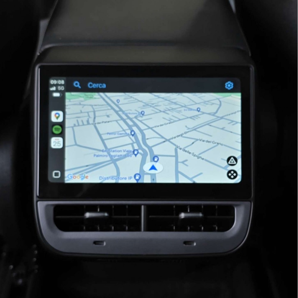 | Display | Tesla Model Y | Audio Elite