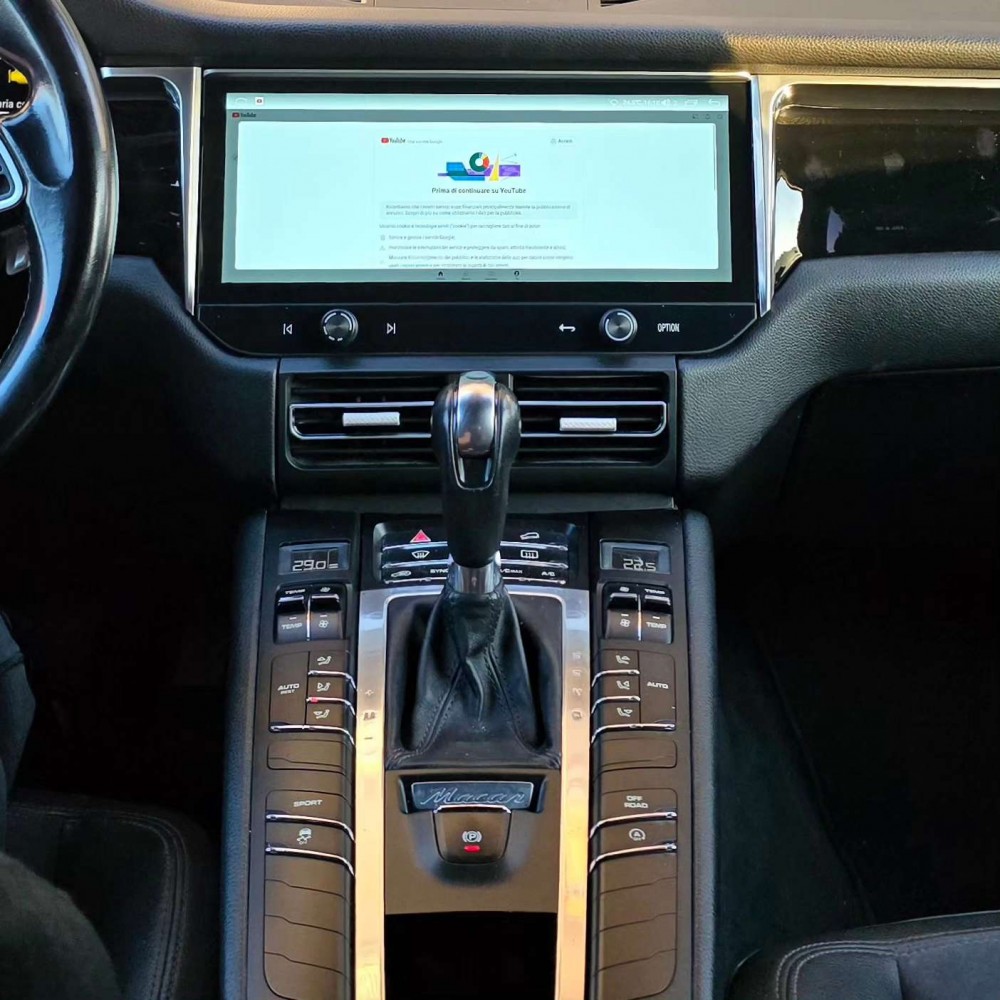Porsche Macan | Car Tablet | Audio Elite